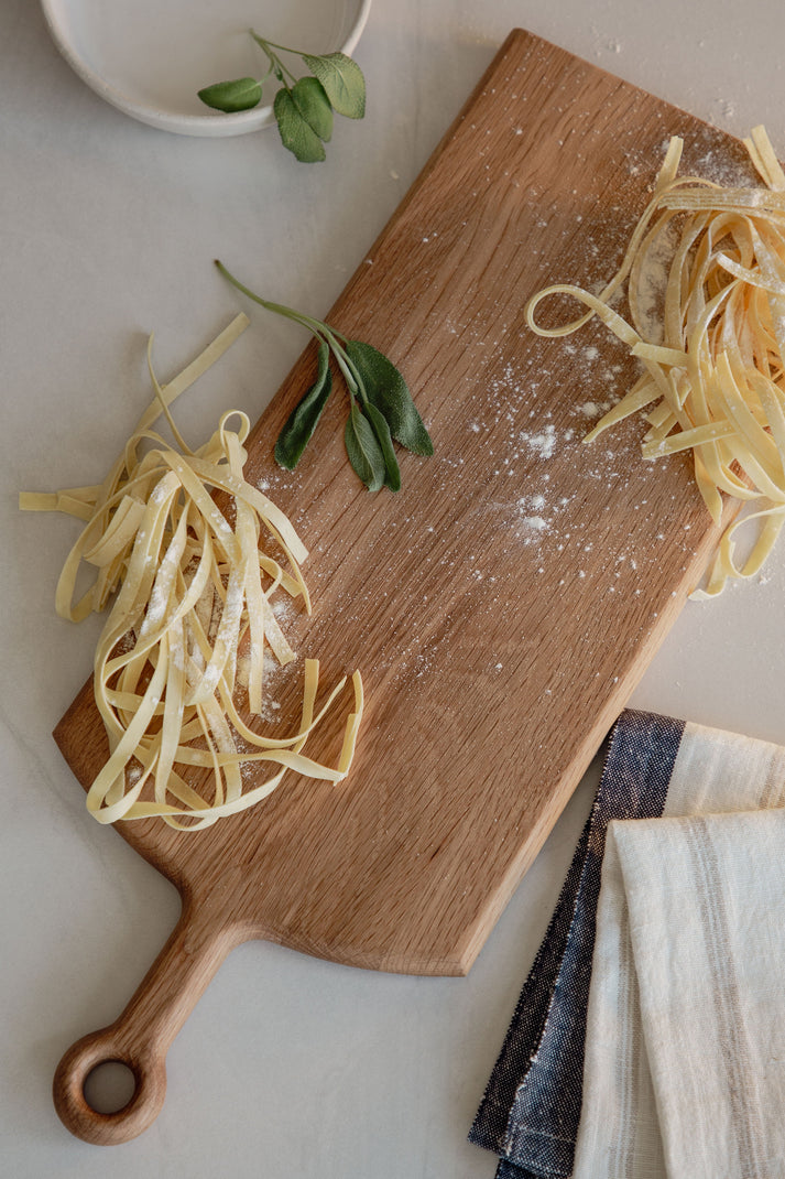 Levi Bread Board – puck and abby